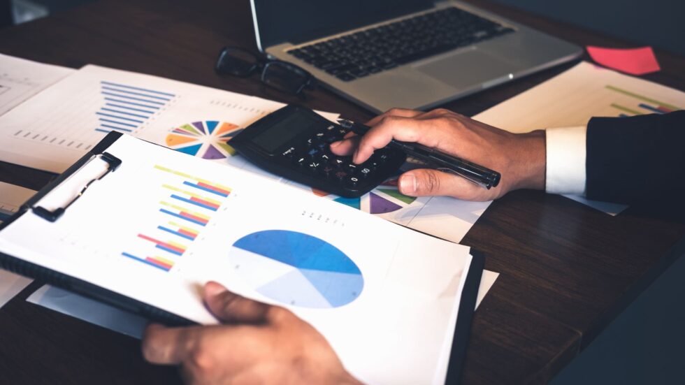 What is a Factory Audit: Definition, Process, Types and Checklist ...