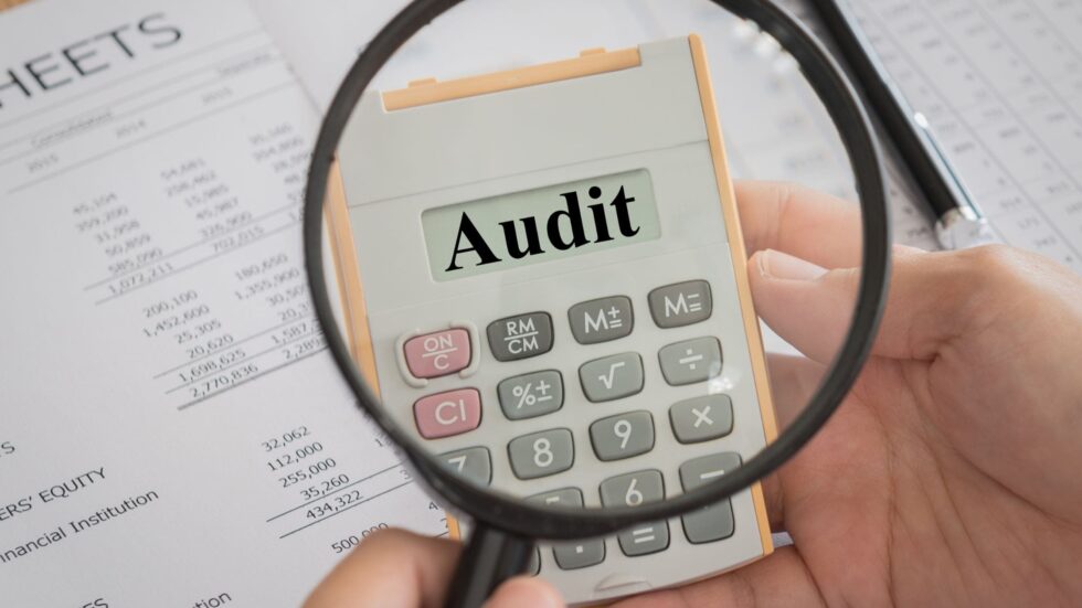 What is a Compliance Audit: Definition, Types and Procedures - QCADVISOR